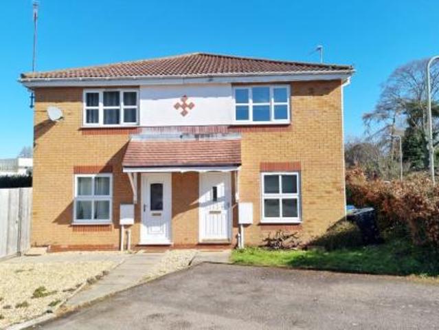 1 bedroom Semi detached house To Let