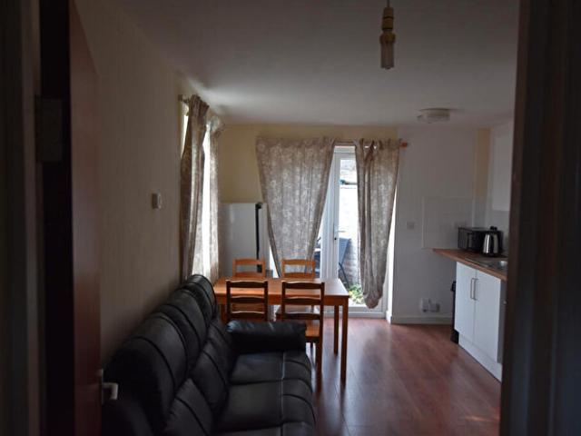 1 Bedroom Semi Detached House To Rent In Spencer Crescent, Oxford, OX4
