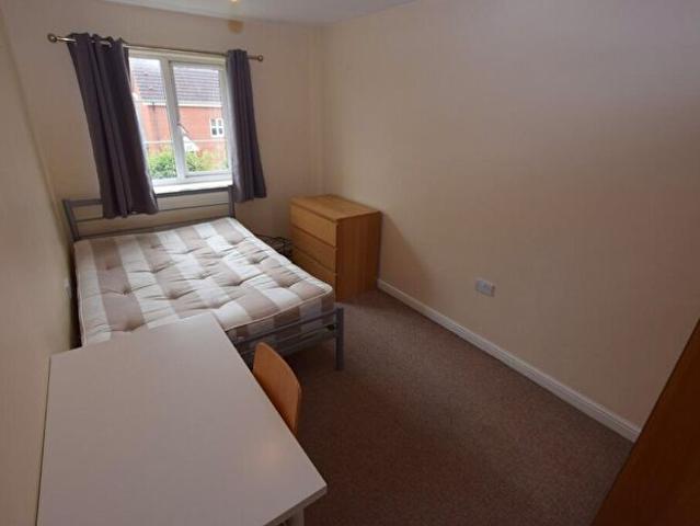 1 Bedroom Semi Detached House To Rent In West Cotton Close, Far Cotton, Northampton, NN4