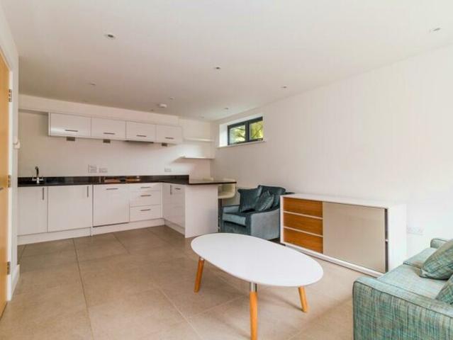 1 Bedroom Semi Detached House To Rent In Woodstock Road, Oxford, OX2