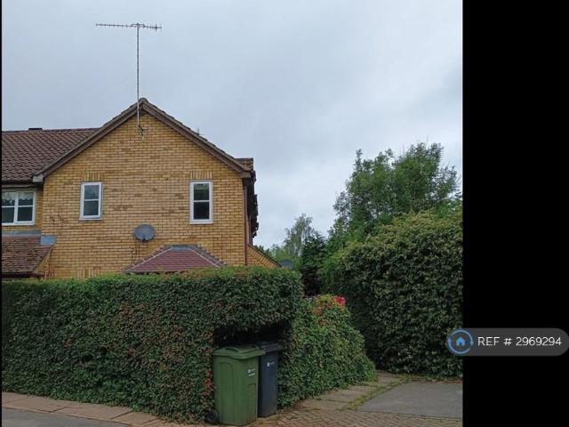 1 bedroom semi detached house to rent