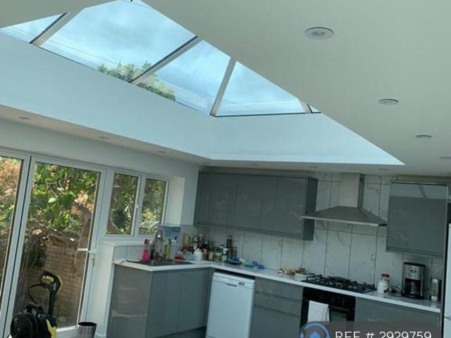 1 bedroom semi detached house to rent