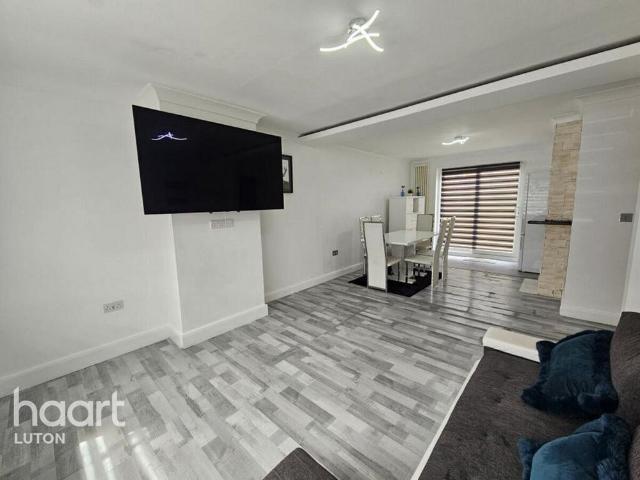 1 bedroom semi detached house to rent