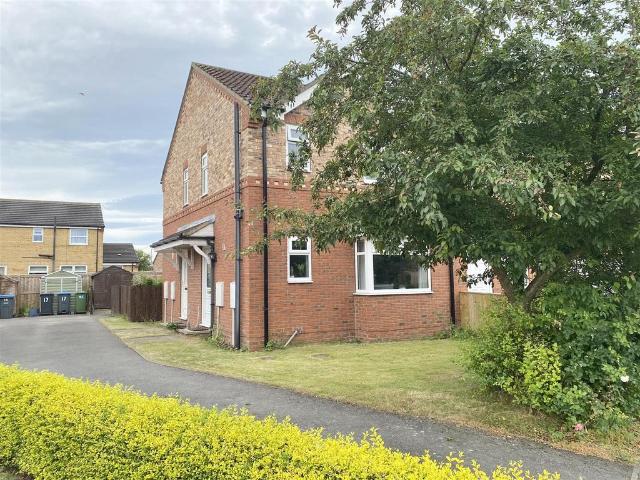 1 bedroom semi detached house to rent