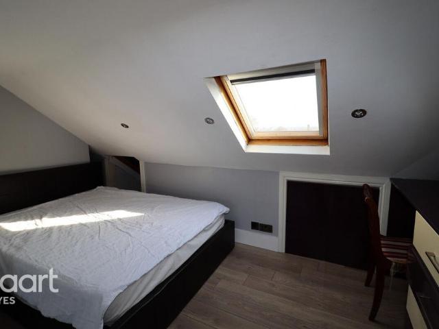 1 bedroom semi detached house to rent
