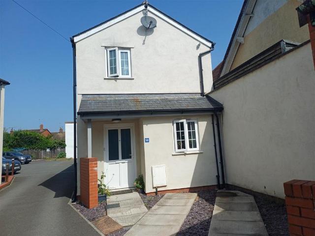 1 bedroom semi detached house to rent