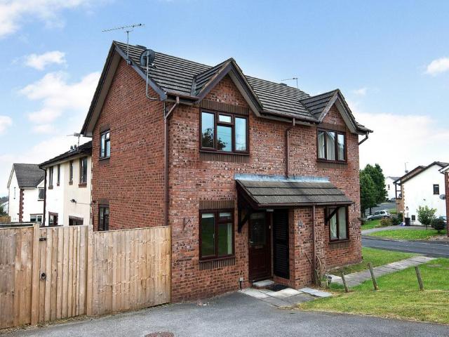 1 bedroom semi detached house to rent