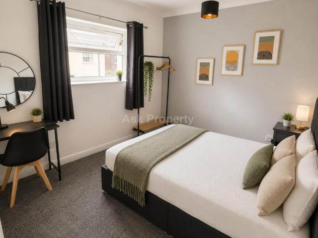 1 bedroom semi detached house to rent