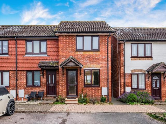 1 bedroom semi detached house to rent