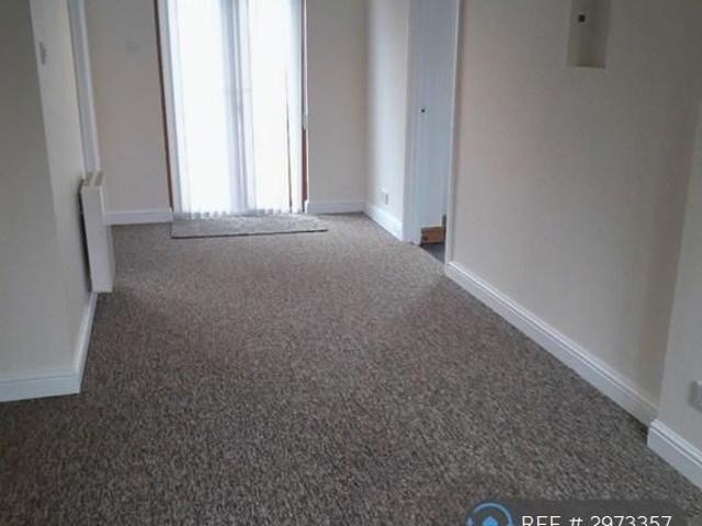 1 bedroom semi detached house to rent