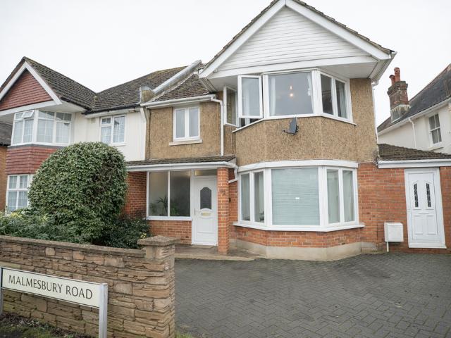 1 bedroom semi detached house to rent