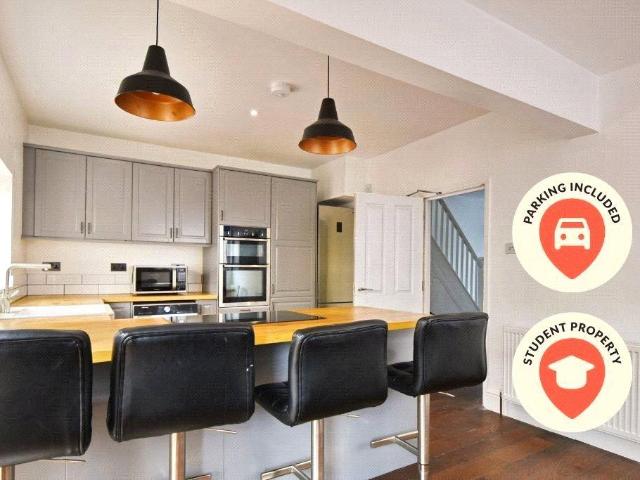 1 bedroom semi detached house to rent