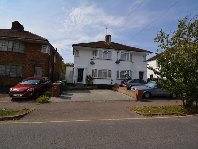 1 bedroom semi detached house to rent