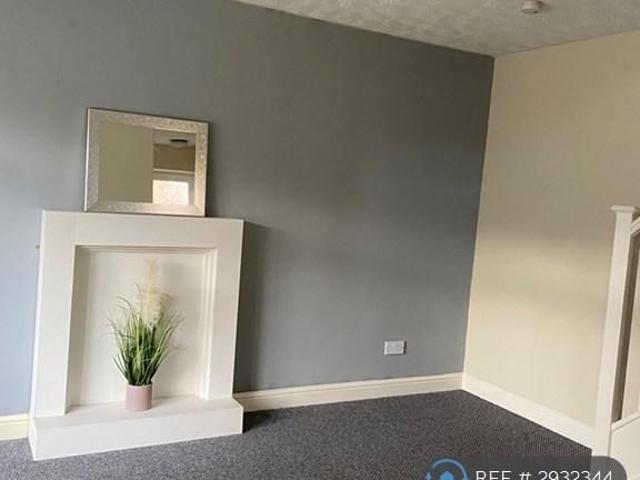 1 bedroom semi detached house to rent