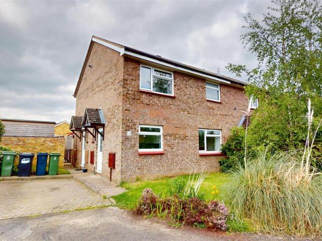 1 bedroom semi detached house to rent