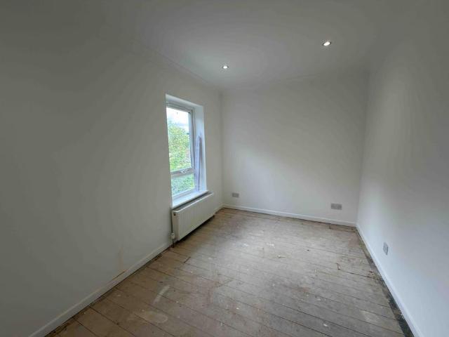 1 bedroom semi detached house to rent