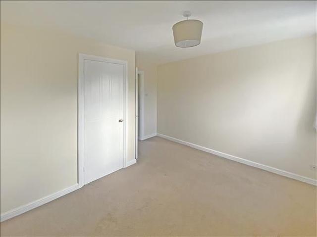 1 bedroom semi detached house to rent