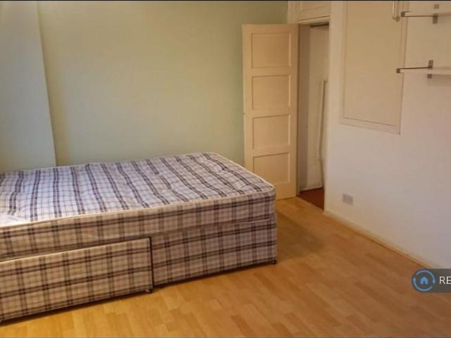 1 bedroom semi detached house to rent