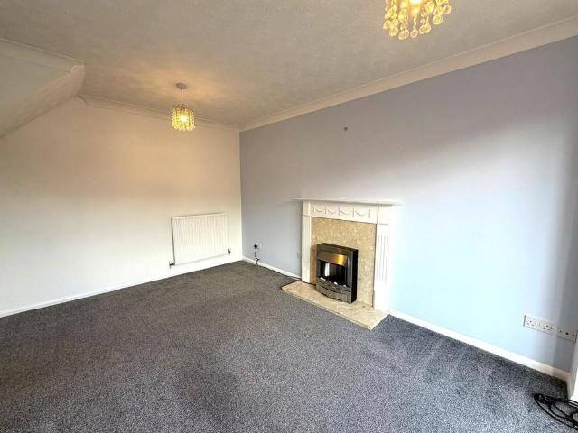 1 bedroom semi detached house to rent