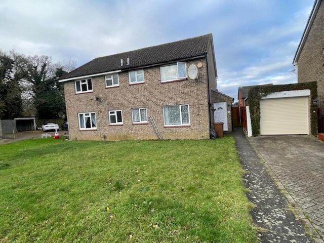 1 bedroom semi detached house to rent
