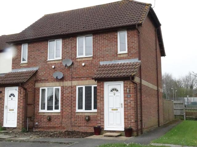 1 bedroom semi detached house to rent