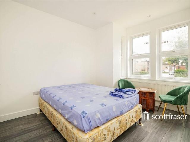 1 bedroom semi detached house to rent
