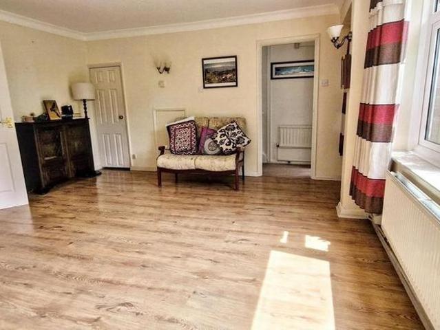 1 bedroom semi detached house to rent