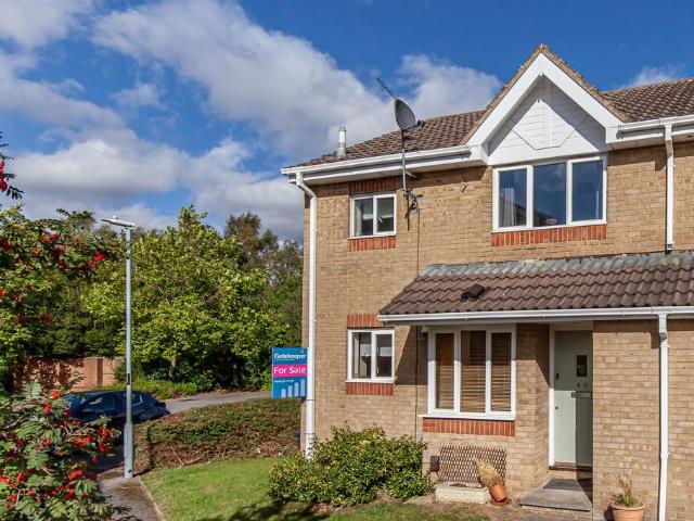 1 bedroom semi detached house to rent