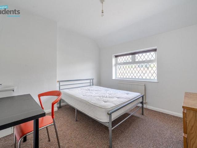 1 bedroom semi detached house to rent