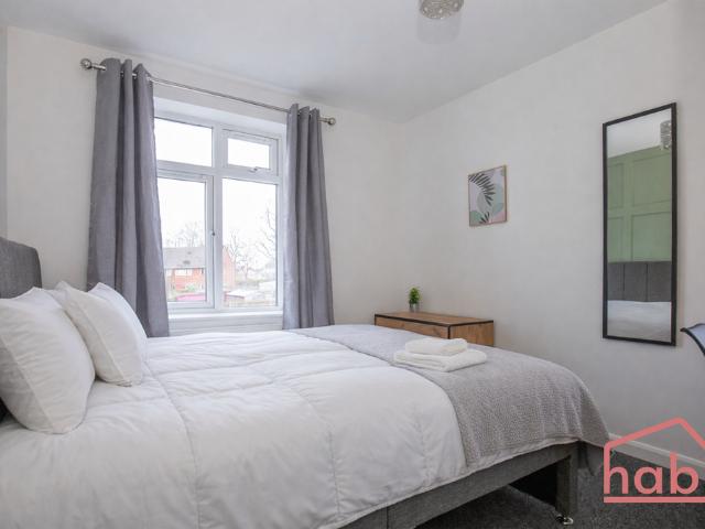 1 bedroom semi detached house to rent