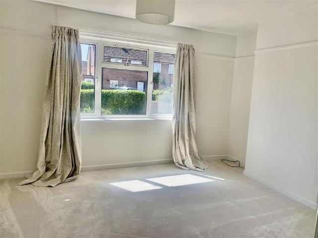 1 bedroom semi detached house to rent