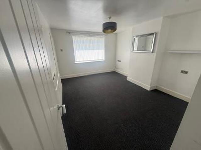 1 bedroom semi detached house to rent