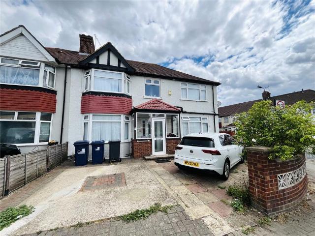 1 bedroom semi detached house to rent