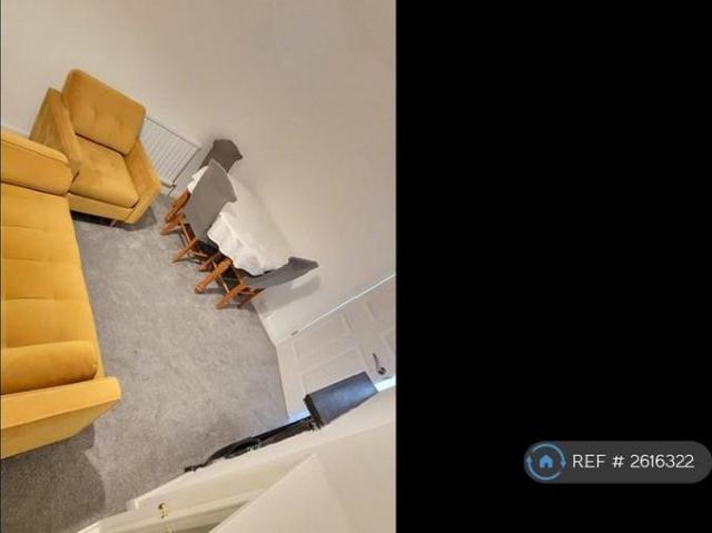 1 bedroom semi detached house to rent