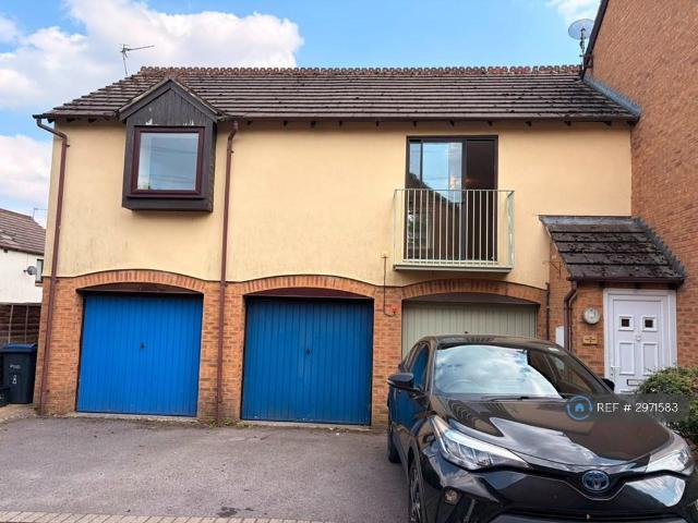 1 bedroom semi detached house to rent