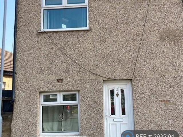 1 bedroom semi detached house to rent