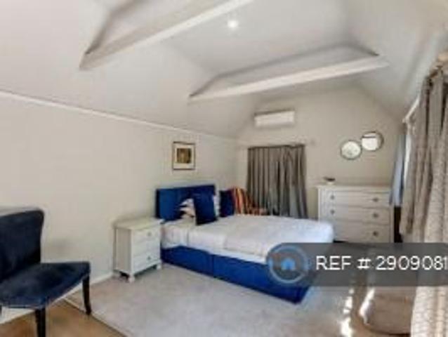 1 bedroom semi detached house to rent
