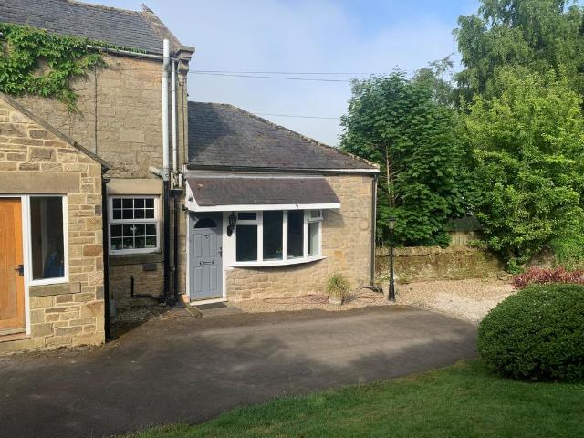 1 bedroom semi detached house to rent