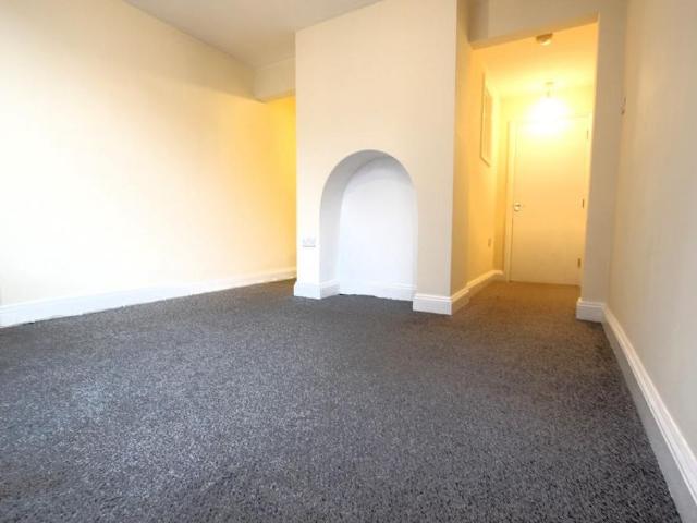 1 bedroom semi detached house to rent