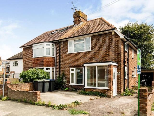 1 bedroom semi detached house to rent