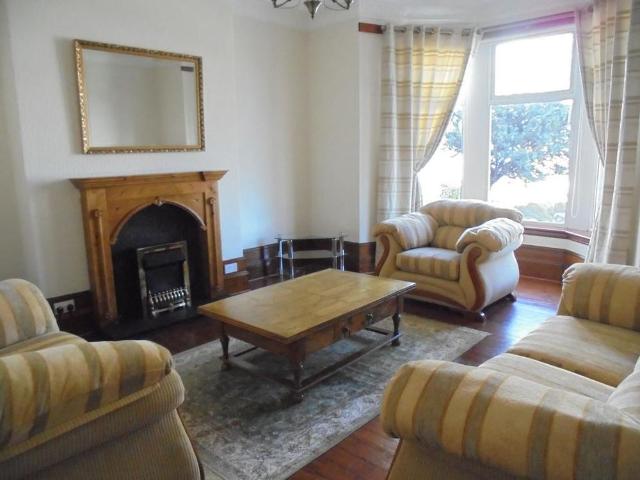 1 bedroom semi detached house to rent