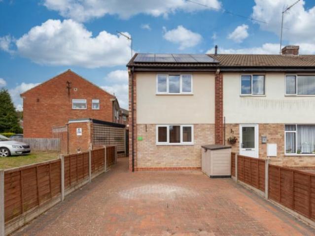1 bedroom semi detached house to rent