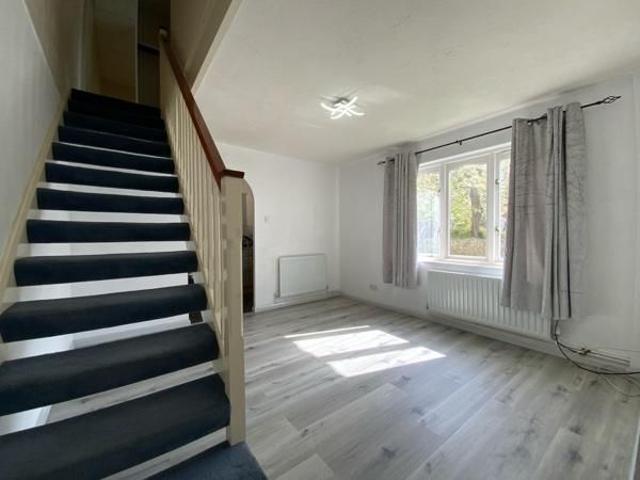 1 bedroom semi detached house to rent