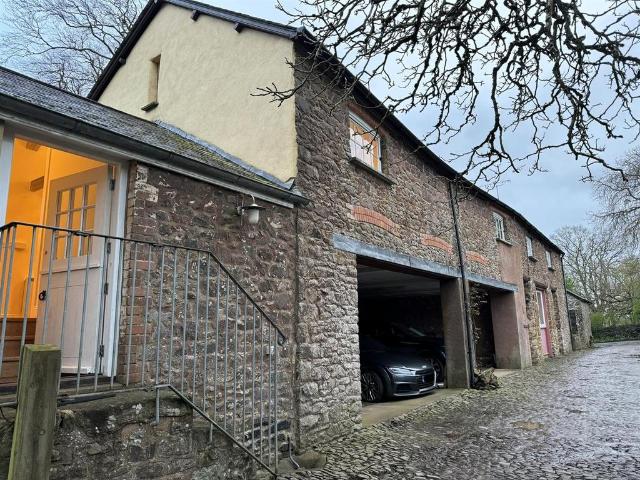 1 bedroom semi detached house to rent