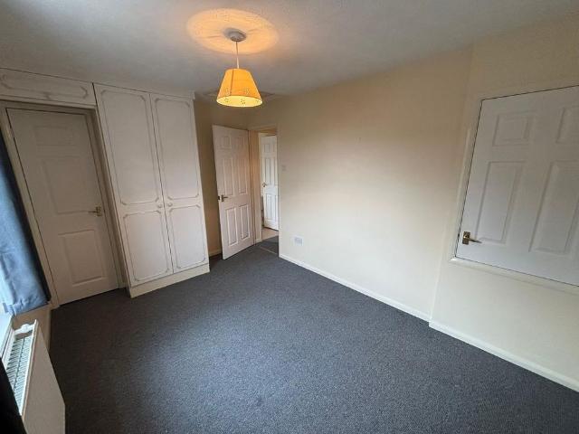 1 bedroom semi detached house to rent
