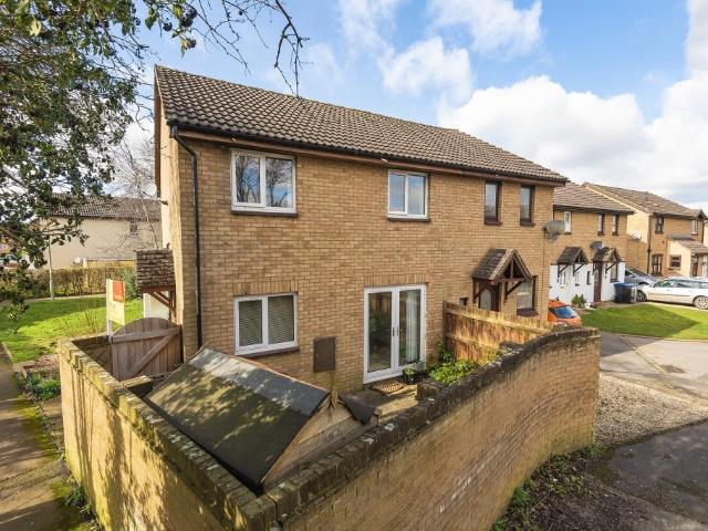 1 bedroom semi detached house to rent