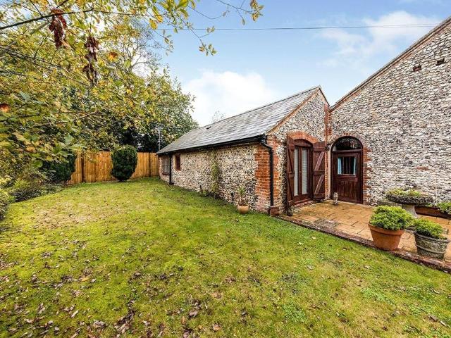 1 bedroom semi detached house to rent