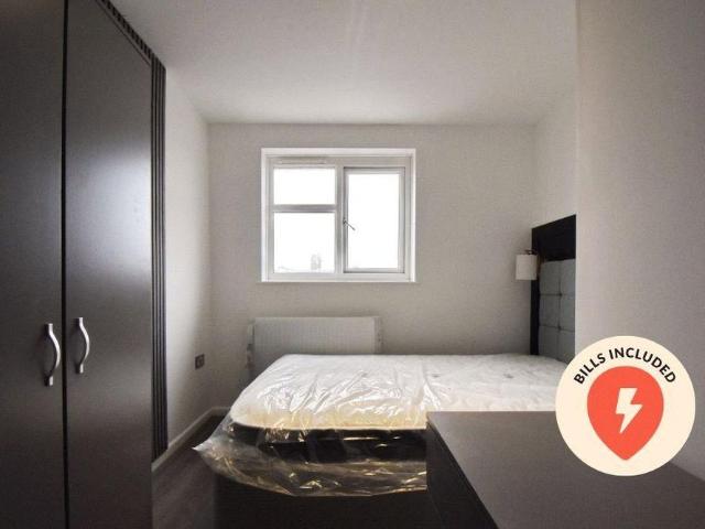 1 bedroom semi detached house to rent