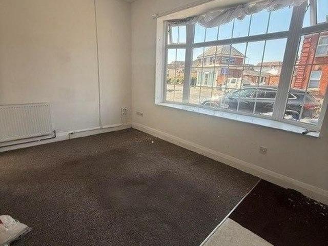 1 bedroom semi detached house to rent