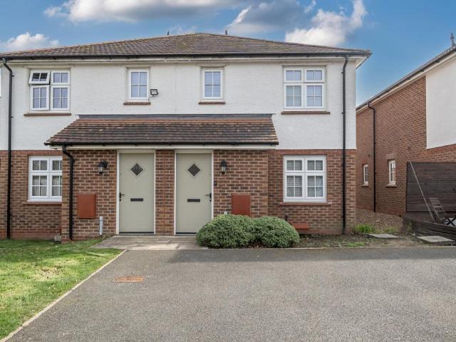 1 bedroom semi detached house for sale
